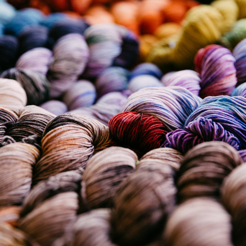 Universal Yarn - Zesty Sock – Low Country Shrimp and Knits